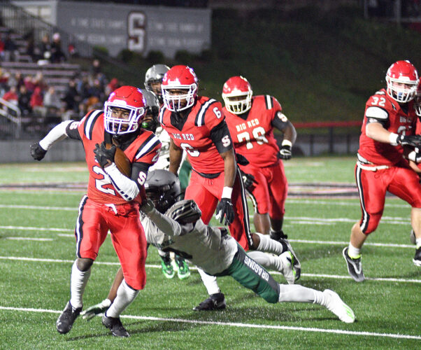 Big Red bounces back in big way on homecoming | News, Sports, Jobs ...